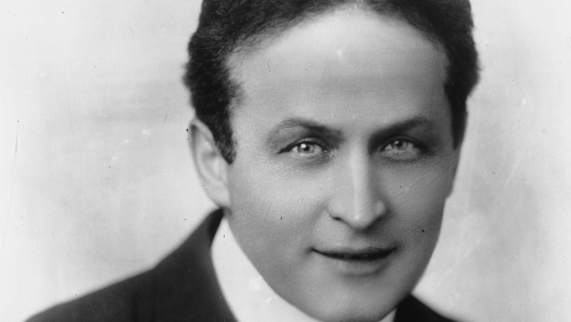 10 Facts About Harry Houdini | Mental Floss