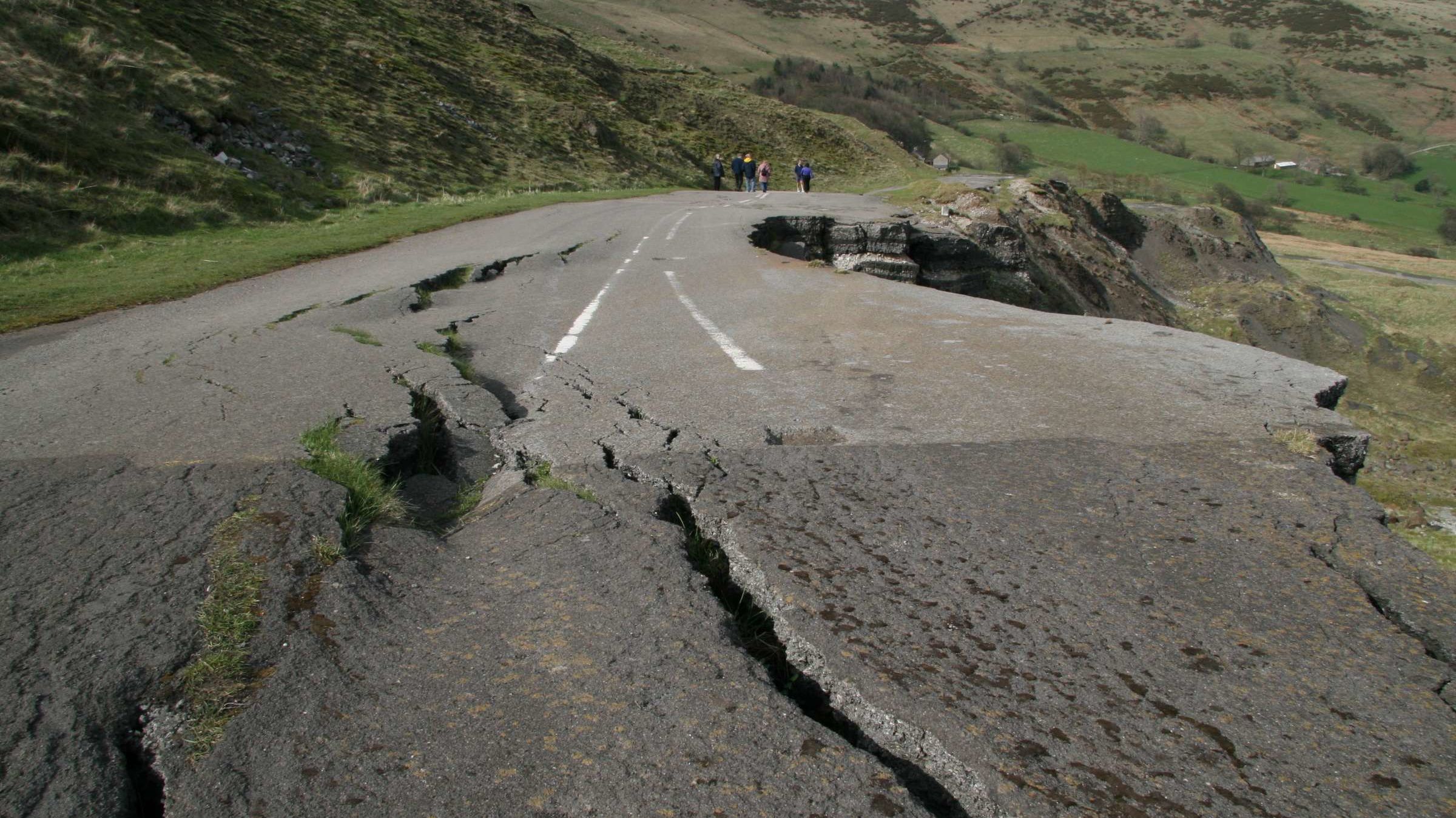 Earthquake Facts Mental Floss earthquake-facts-mental-floss