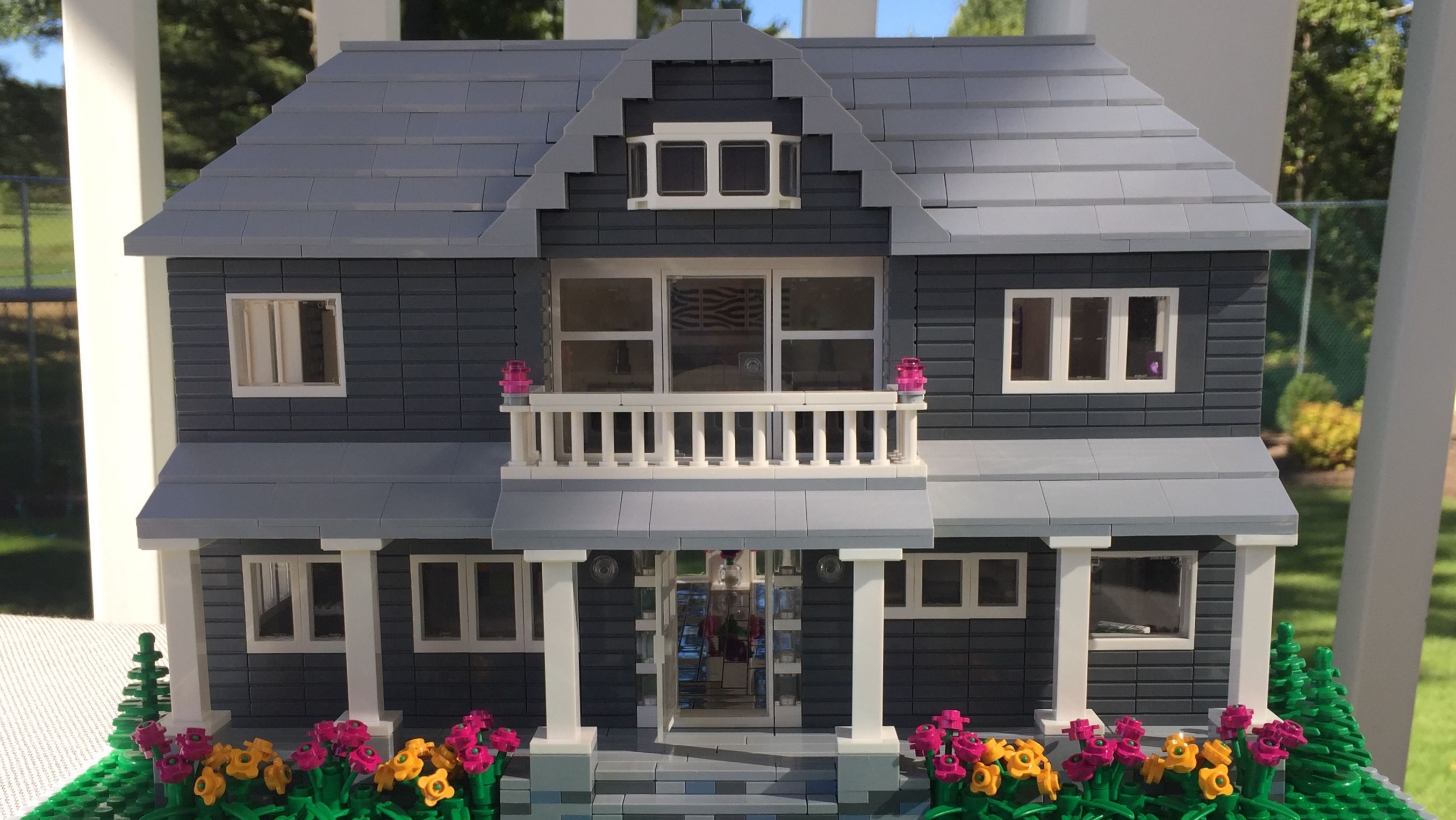 You Can Order a Stunningly Detailed LEGO Replica of Your House on Etsy ...