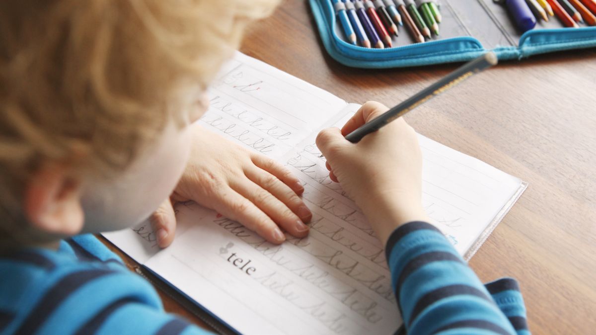 The Case For Cursive 6 Reasons Why Cursive Handwriting Is Good For the-case-for-cursive-6-reasons-why-cursive-handwriting-is-good-for