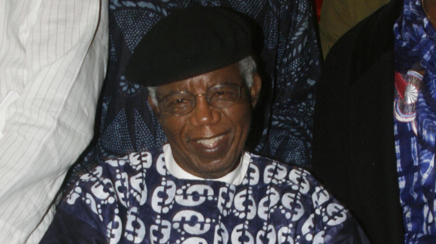 5 Things You Should Know About Chinua Achebe | Mental Floss