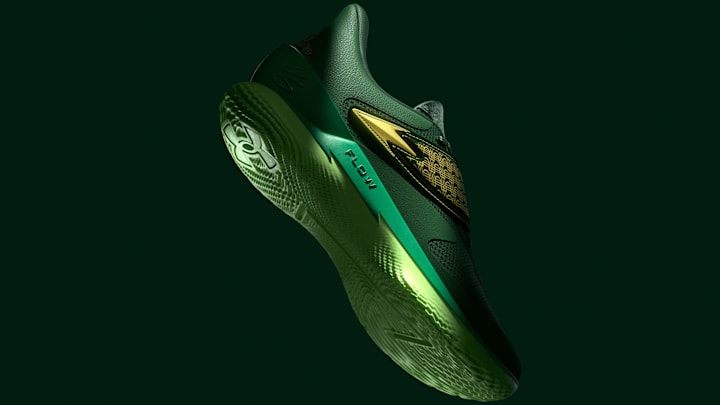 De'Aaron Fox Celebrates Birthday With Limited-Edition Sneakers