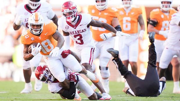 Tennessee Football's DeSean Bishop Exits and Doesn't Return Following ...
