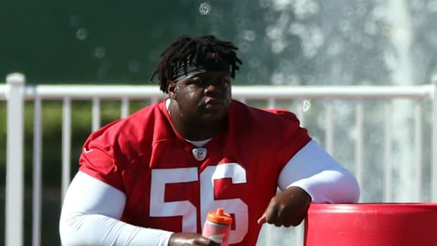 UPDATE: How will the Buccaneers use former Gators defensive star ...