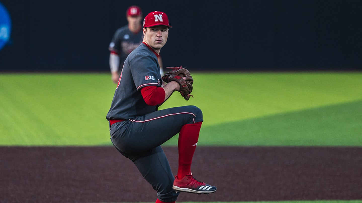 Nebraska Baseball Strands 8 in 1-0 Loss at Iowa
