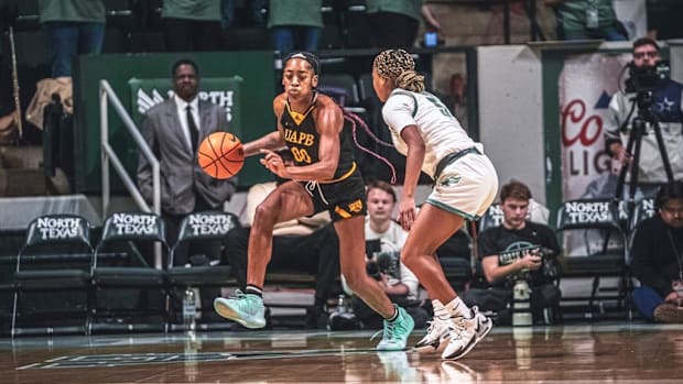 Former UAPB Star Guard Zaay Green Commits To The University Of Alabama