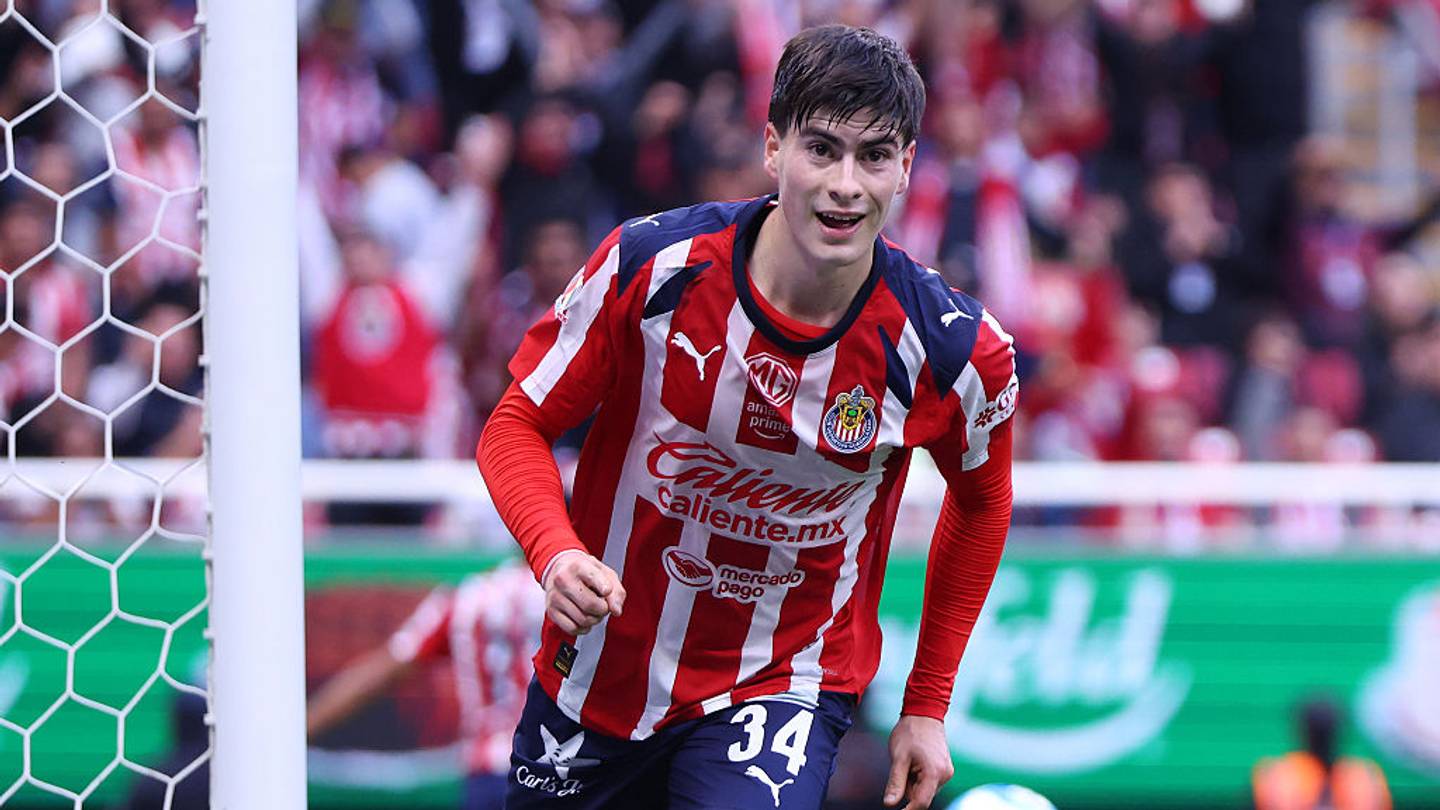 ‘Hormiga’ González, el goleador ecuánime que festeja como Gokú y cena tacos