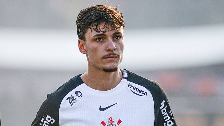 Flamengo disputa Breno Bidon, joia do Corinthians, com clubes europeus