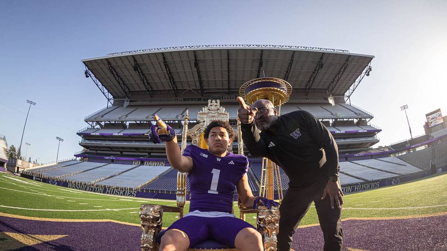 Huskies Secure Commitment from Vaunted SoCal Back Brian Bonner
