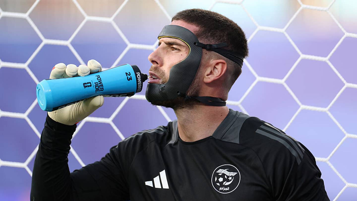 El hijo de Zidane debuta en la Copa Mundial jugando para Argelia