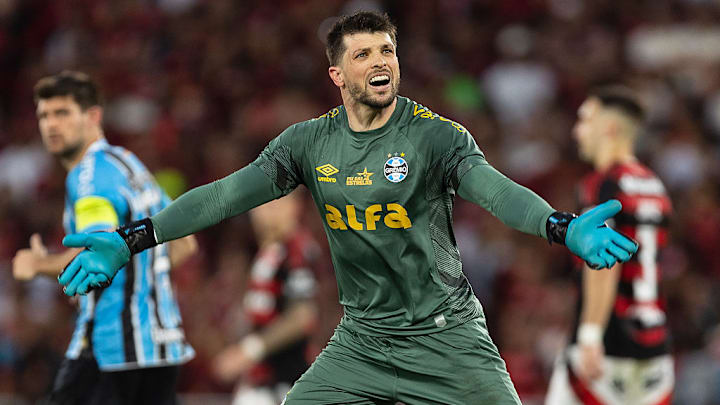 David, Tiago Volpi, Luighi e mais notícias do mercado da bola no ...