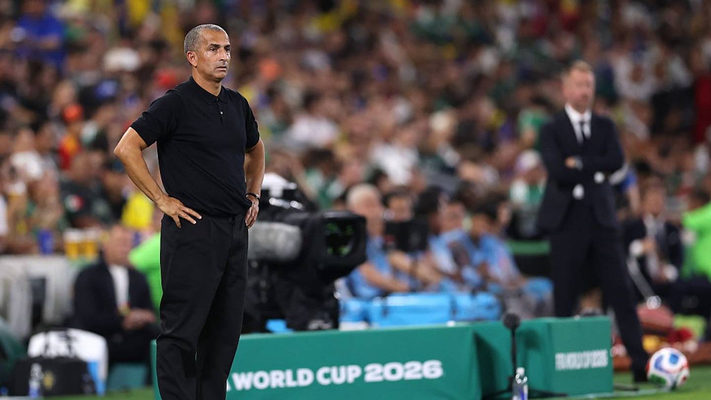 Túnez despide a Sabri Lamouchi como DT tras la goleada sufrida ante Suecia