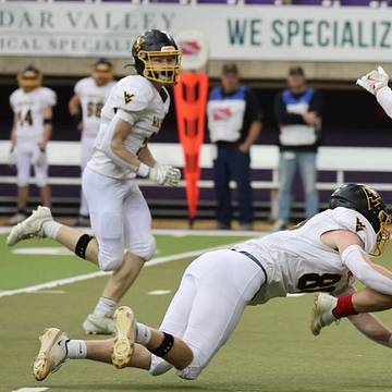 Iowa High School Football Playoffs: Saint Ansgar, MMCRU Advance