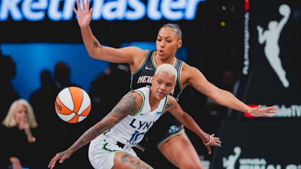 Vintage Betnijah Laney-Hamilton Comes Alive in New York Liberty Win