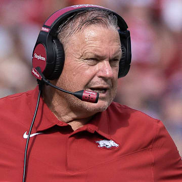 CBS issues evaluation of Hogs' Sam Pittman