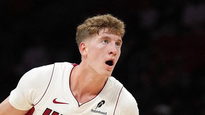 Kasparas Jakucionis Impresses in Heat Debut vs. Spurs