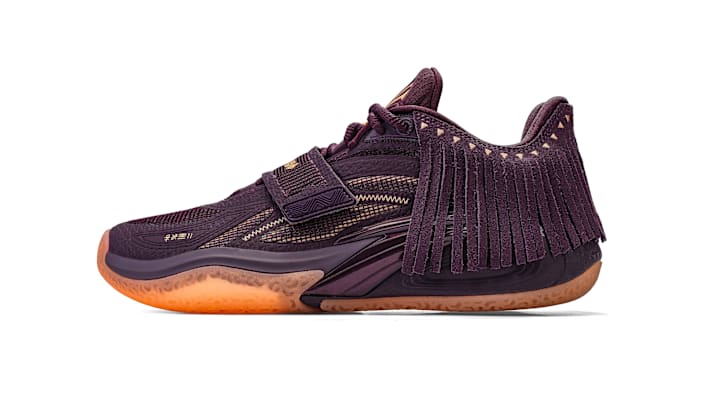 Kyrie Irving's ANTA Sneakers Pay Tribute to Tribal Chiefs