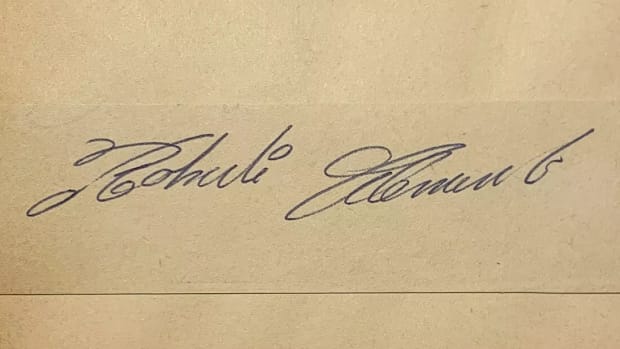 The 10 Most Beautiful Sports Autographs