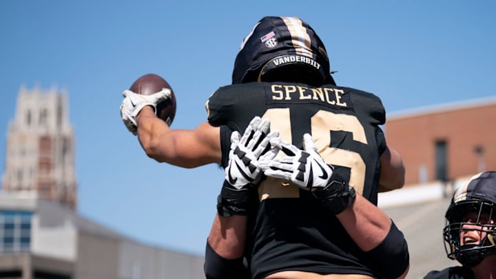 "It's Fun," Cole Spence Embracing Unselfish Blocking Role For ...