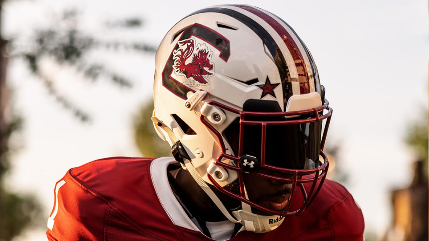 South Carolina Gamecocks Reveal Throwback Uniforms for Akron Game