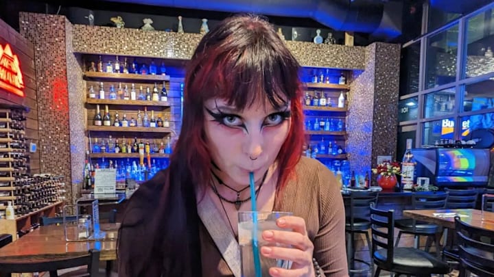 Why this Boise State Volleyball player is going viral for her unique look