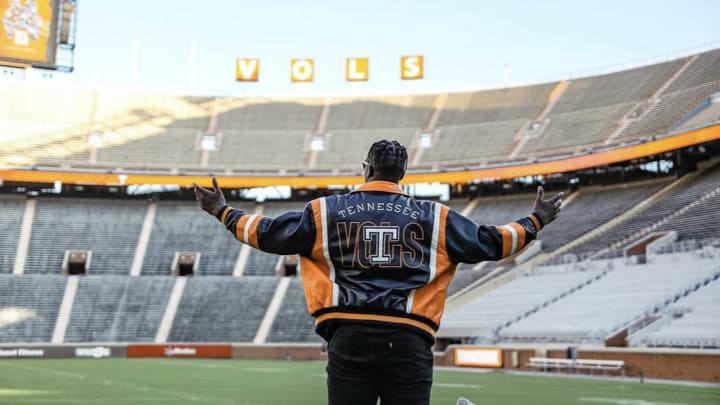 David Sanders Jr. Shares Epic Visit Pictures From Tennessee Football