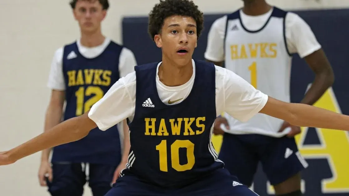 Louisville Offers Top-20 '25 Prospect Nate Ament