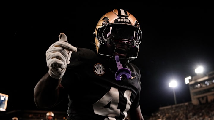 Inside Vanderbilt Football's Jamezell Lassiter's First Career Touchdown