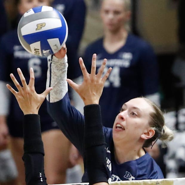 Penn State's Tyler Warren, Jess Mruzik Recognized for Academic ...