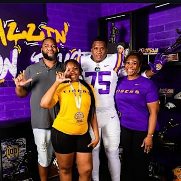 LSU Football: Meet Freshman Linebacker Whit Weeks, An Emerging Star ...