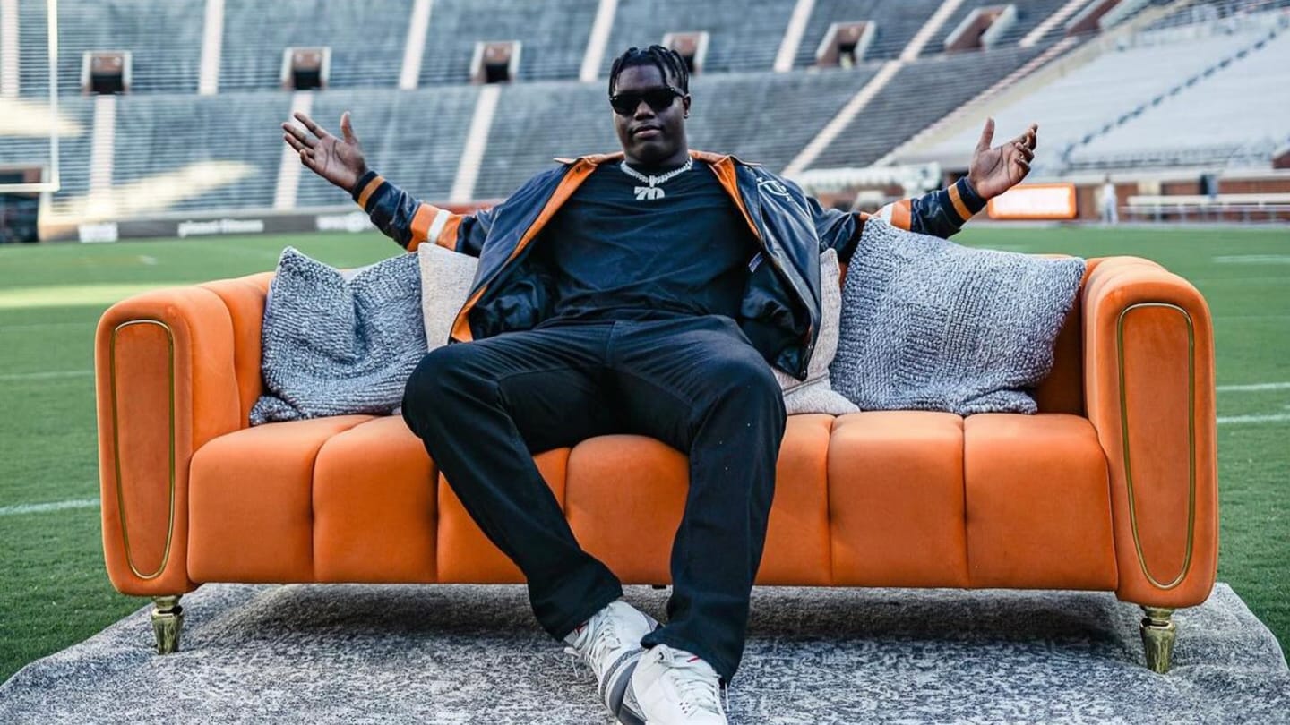 David Sanders Jr. Commits To Tennessee Football