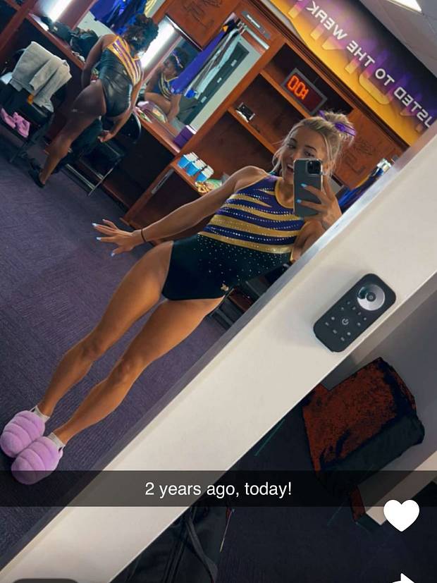 Livvy Dunne drops glam LSU gymnastics selfies from two years ago