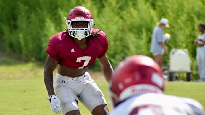 Four-Star Safety Rasean Dinkins Flips From Georgia Tech to Georgia