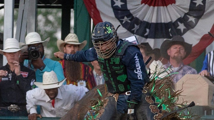 NFR Insider: Meet the Guys of Bull Riding #6 Jeter Lawrence