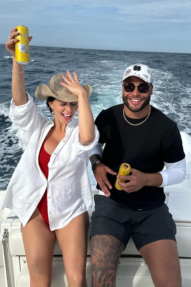 Sarah Jane Ramos rocks stunning fall glam for Dak Prescott homecoming