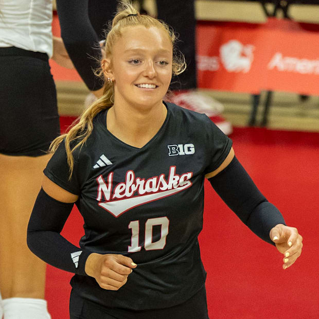 Nebraska Volleyball Focused on Putting Banners, Not Names, on the Walls ...