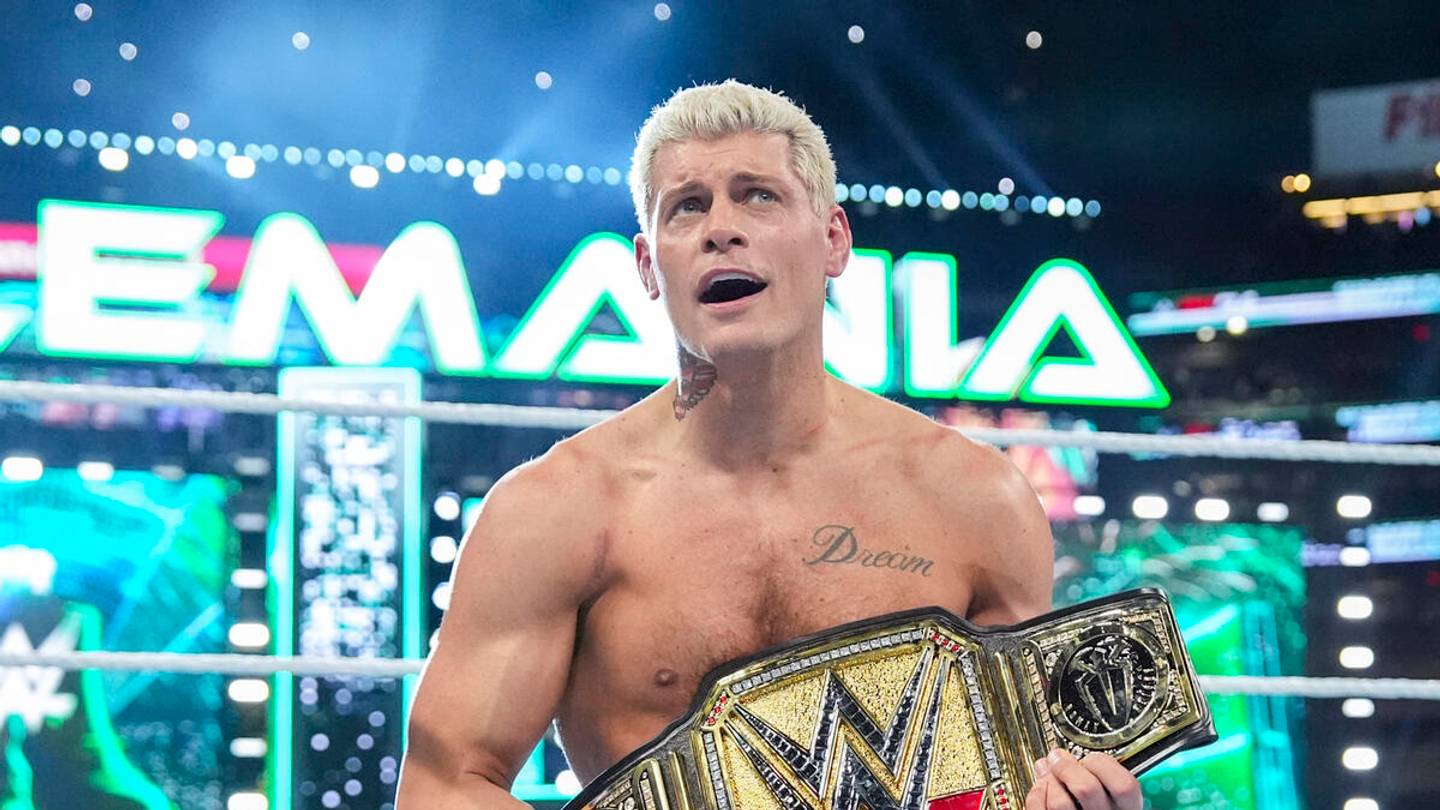 Cody Rhodes Retains WWE Title Defeating Kevin Owens At Saturday Night's ...