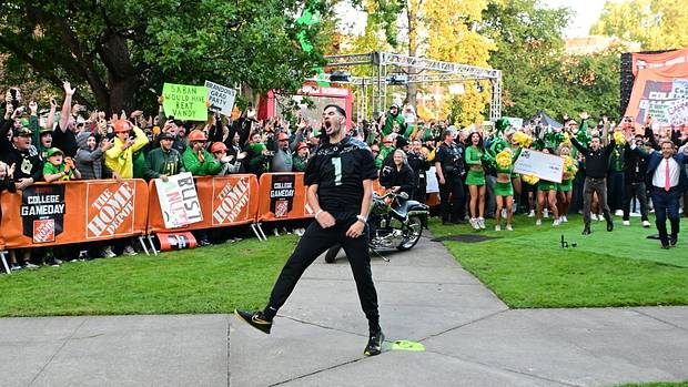 ESPN's College GameDay Crew Makes Picks For Oregon Ducks vs. Ohio State