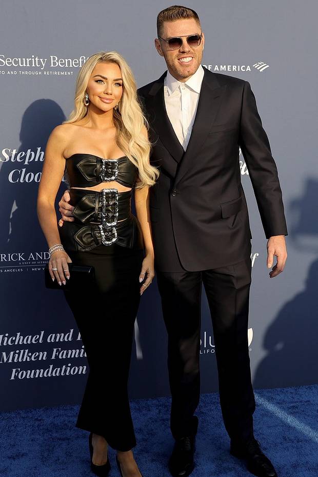 Chelsea Freeman rocks all-black Dodgers crop top fit for World Series ...