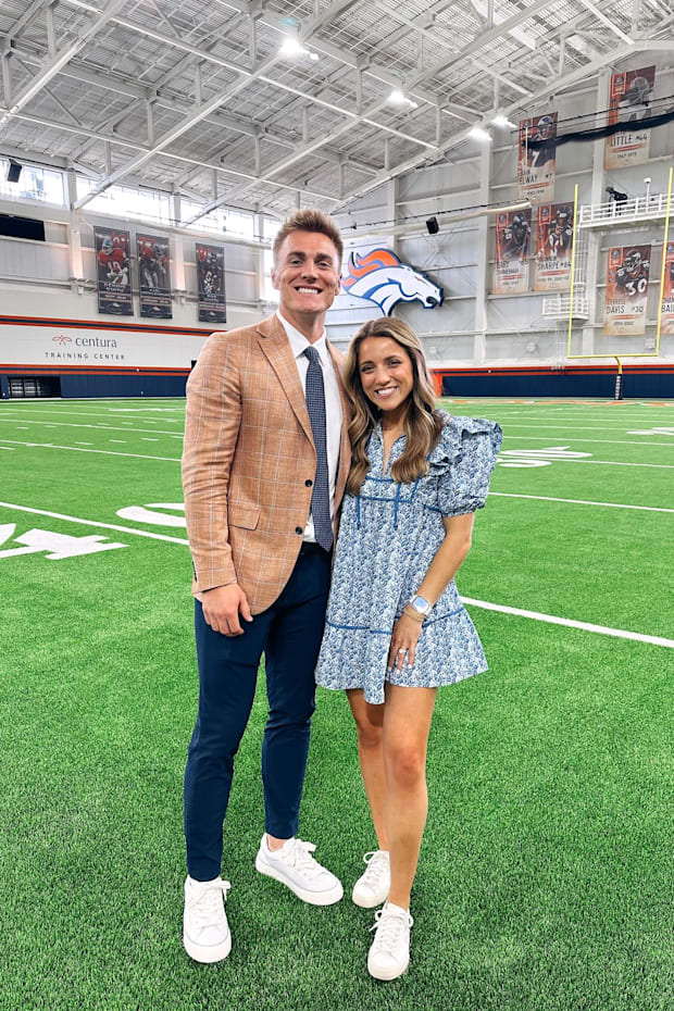 Bo Nix’s wife Izzy slays black ‘bucket list’ puffer before Broncos ...