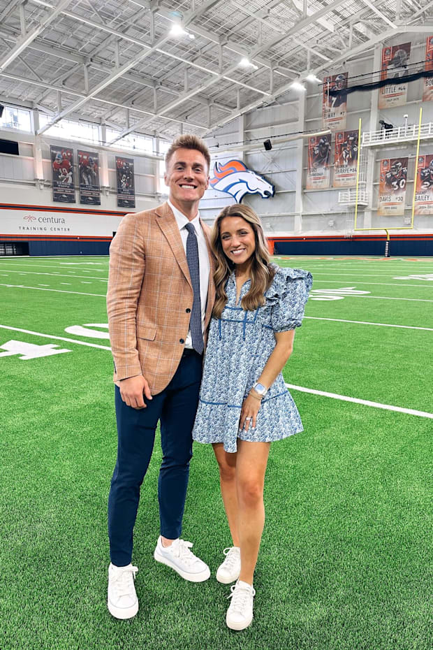 Bo Nix, wife Izzy close to Titanic blunder on Cabo vacation sunset recreation