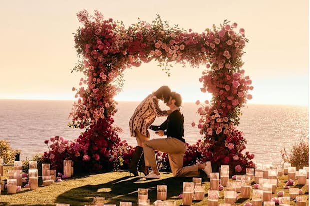 Watch Hailee Steinfeld walk down aisle at Josh Allen wedding with father