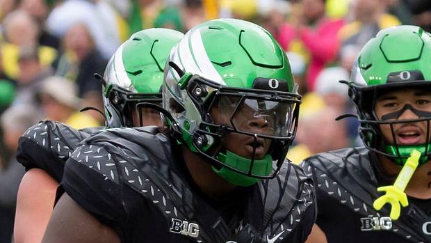 Oregon Defensive Lineman A'Mauri Washington Seeing Big Change In NFL ...