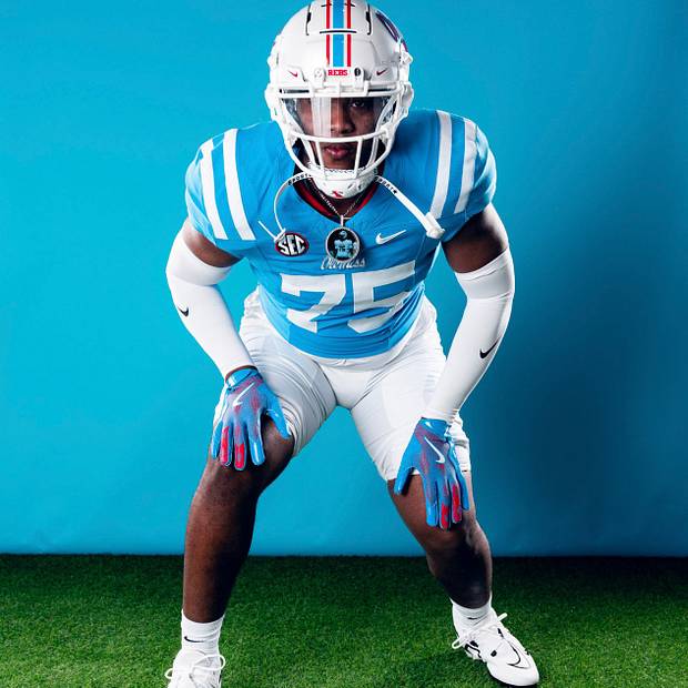 Coveted LSU Football Commit, No. 1 Mississippi Offensive Lineman Flips ...
