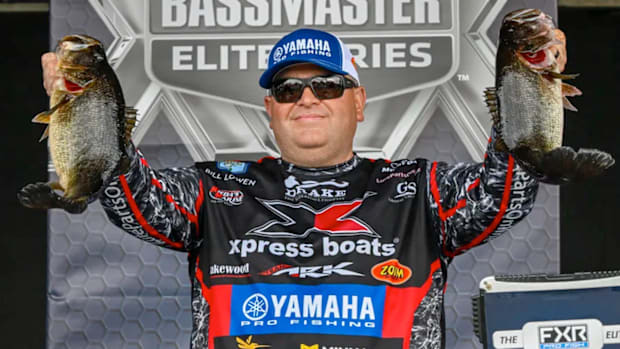 Bill Lowen Leads Bassmaster Elite at St. Johns River as John Garrett Surges