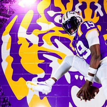 LSU Football: Pair of Top 10 Quarterbacks in America Visit LSU