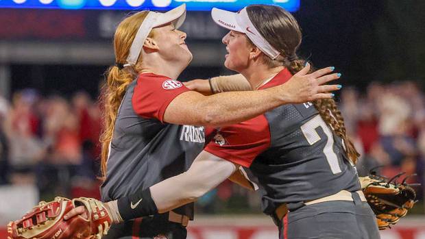 Arkansas wins ugly to force game three to create program history ...
