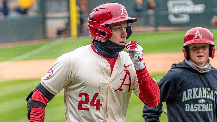 Davalan's powerful bat leads to second straight rout of Missouri