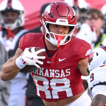 Two-time All-American Arizona transfer signs with Razorbacks