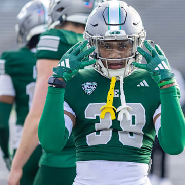 Indianapolis Colts Sign Former Pitt Panthers LB Solomon DeShields